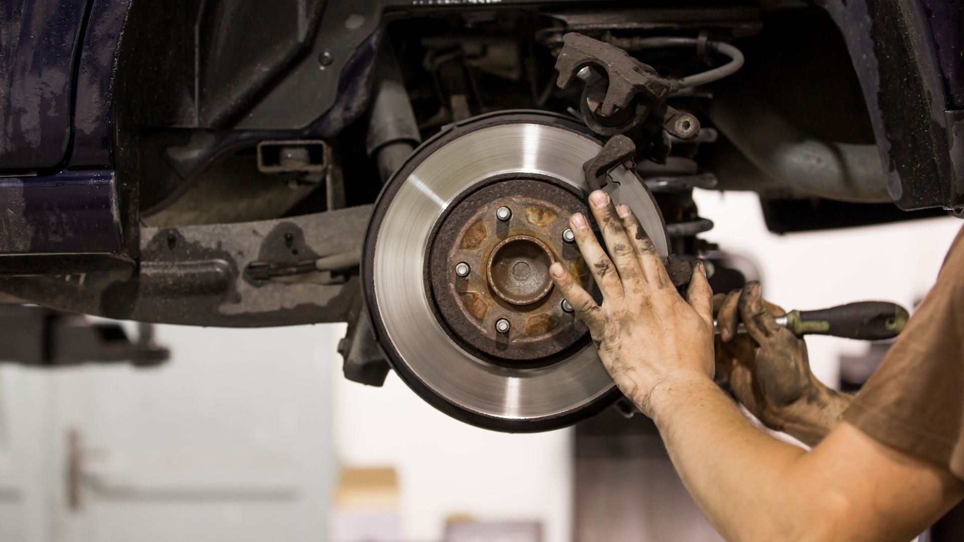Why You Should Consider Brake Service Before Fall